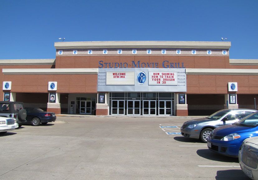 Locations Hub - Studio Movie Grill - Dallas Royal