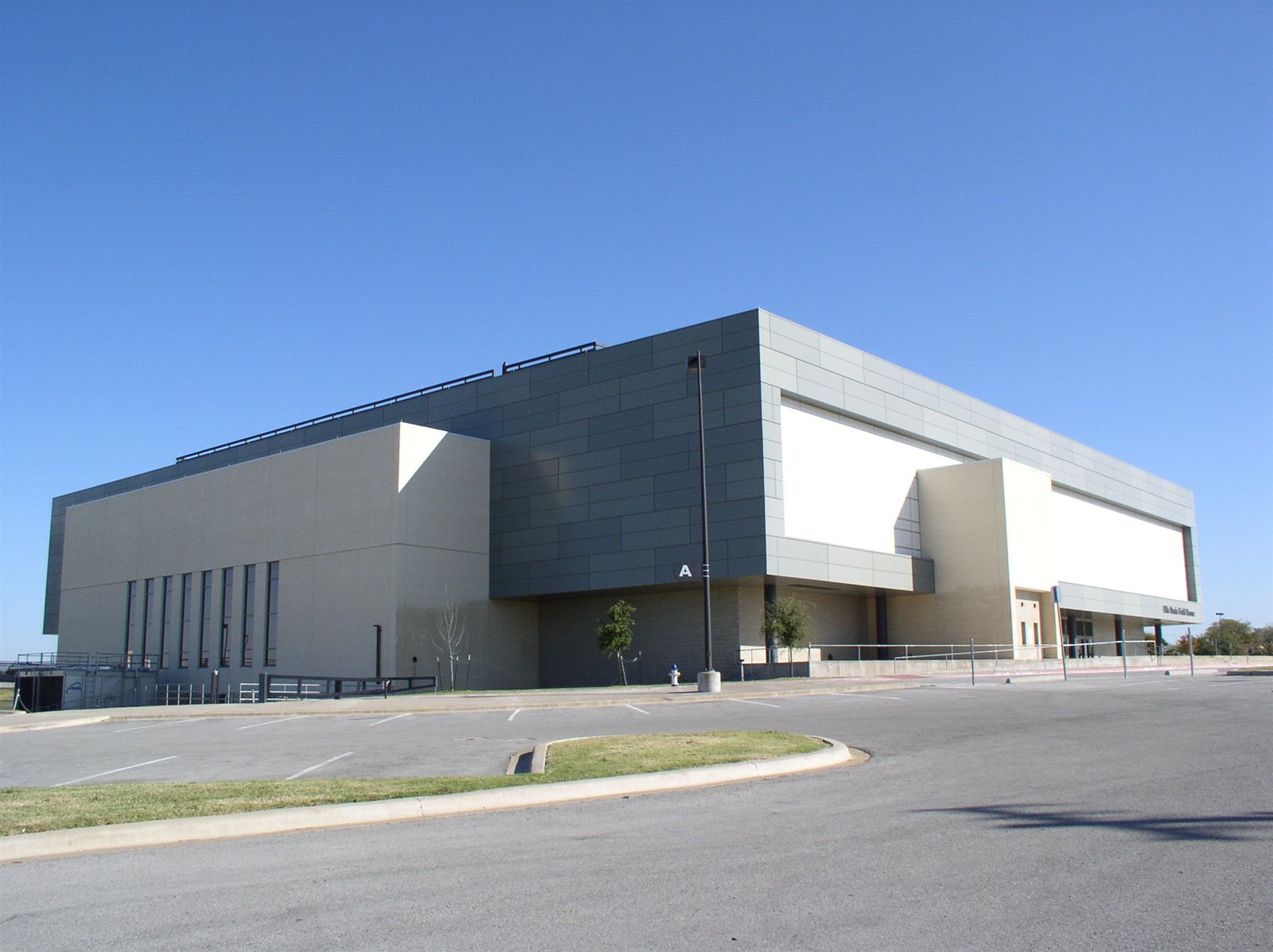 Locations Hub - Jesse Owens Mem. Sports Complex - Ellis Davis Fieldhouse