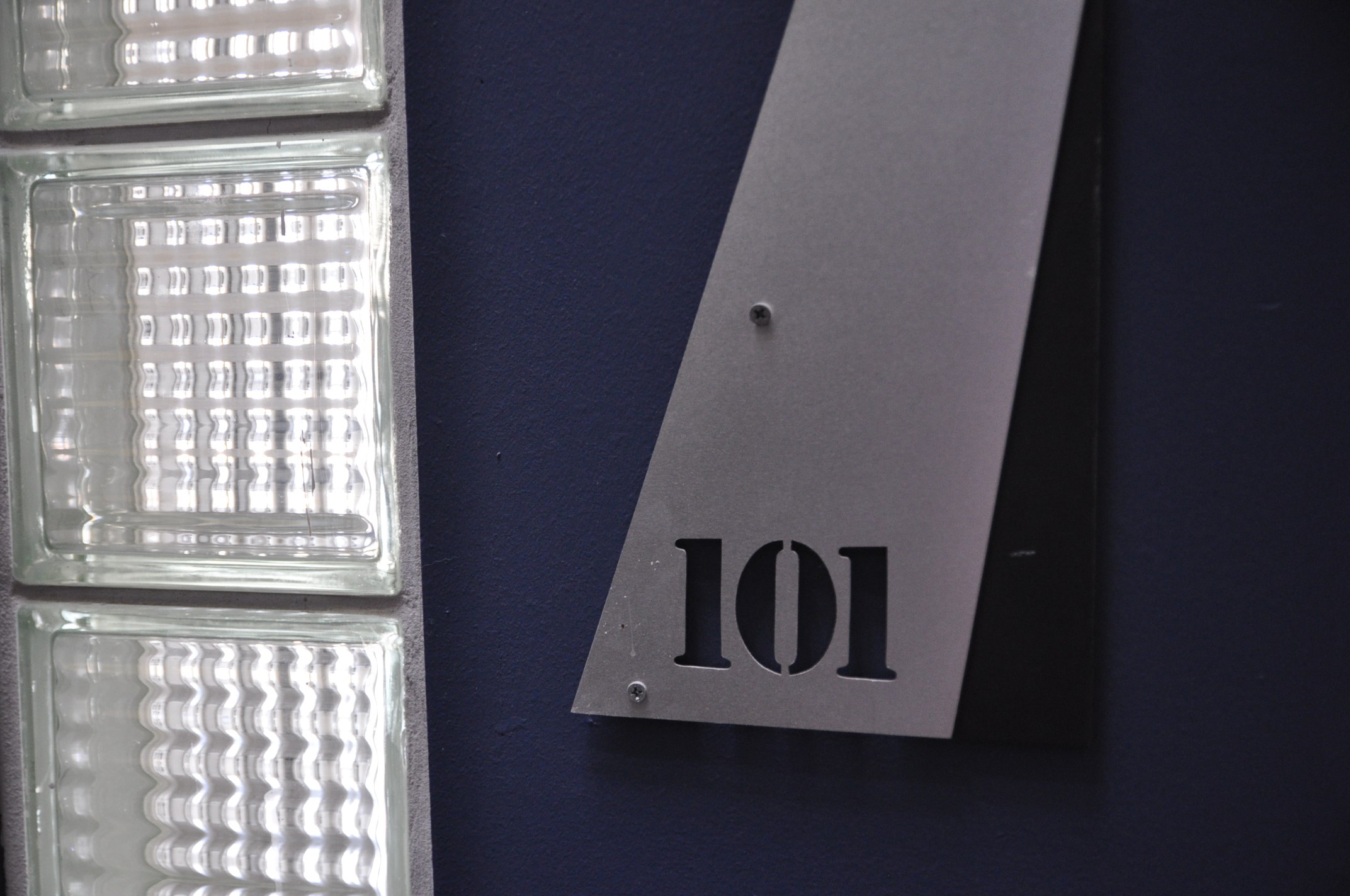 Locations Hub - Adam Hats Lofts #101