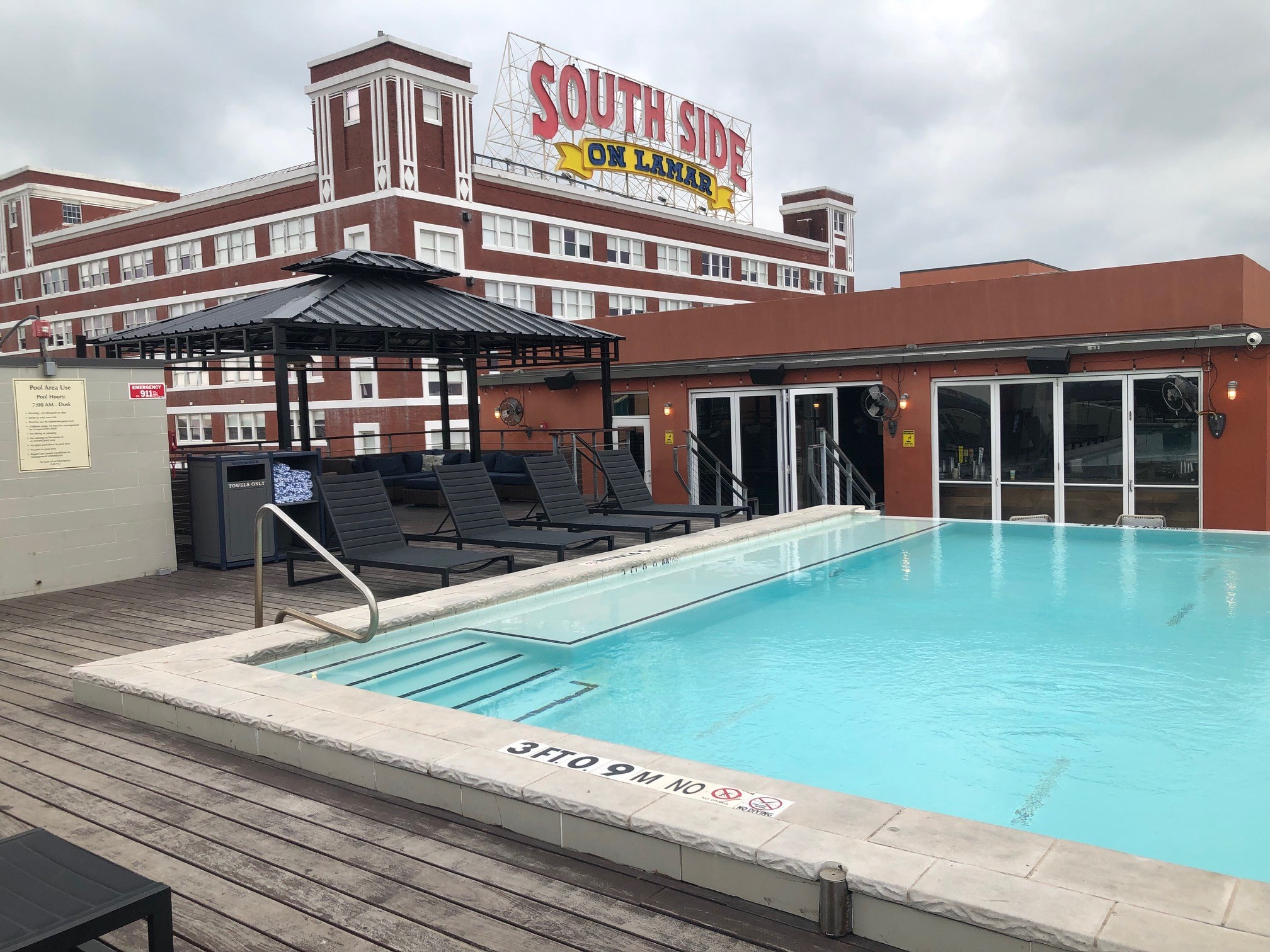 Locations Hub - Canvas Hotel - Rooftop