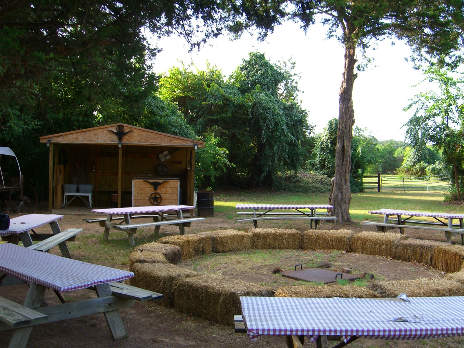 Locations Hub - Circle R Ranch