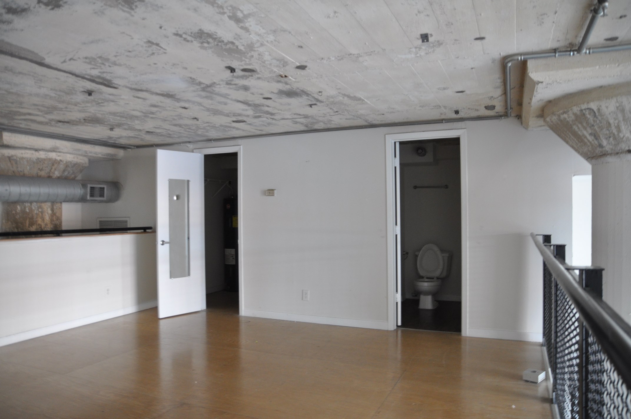 Locations Hub - Adam Hats Lofts #101