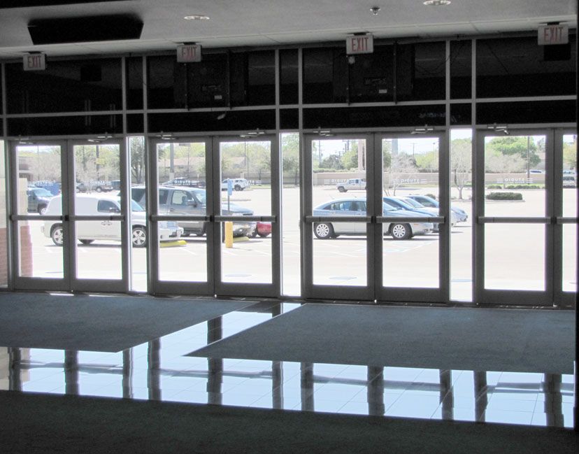 Locations Hub - Studio Movie Grill - Dallas Royal