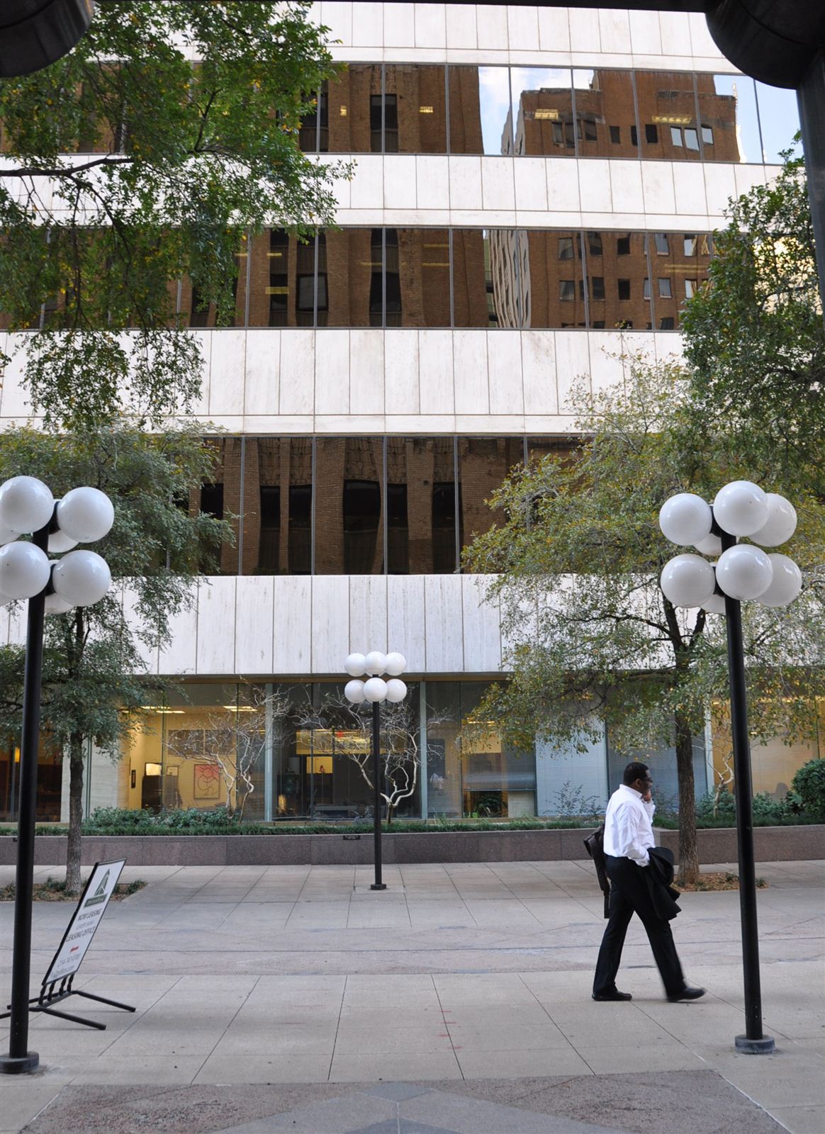 Locations Hub - Dallas Power & Light Lofts