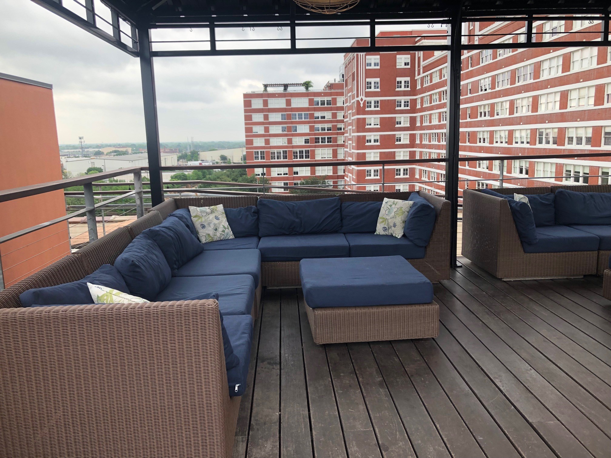 Locations Hub - Canvas Hotel - Rooftop