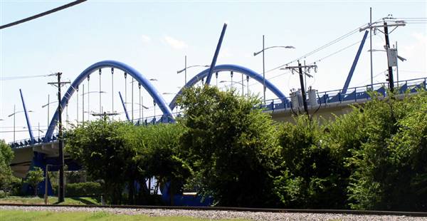 Locations Hub - Arapaho Bridge, Addison