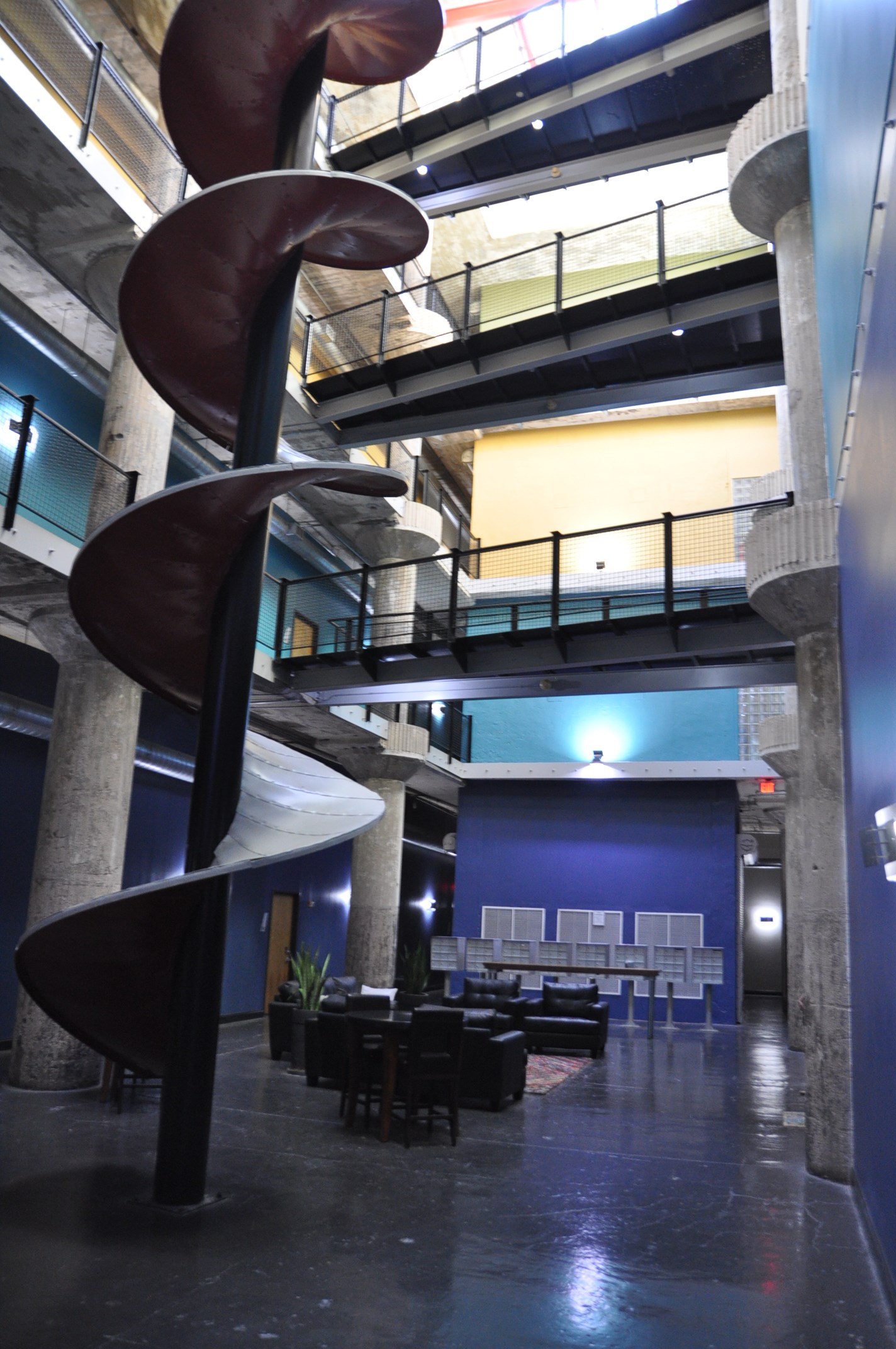 Locations Hub - Adam Hats Lofts #101