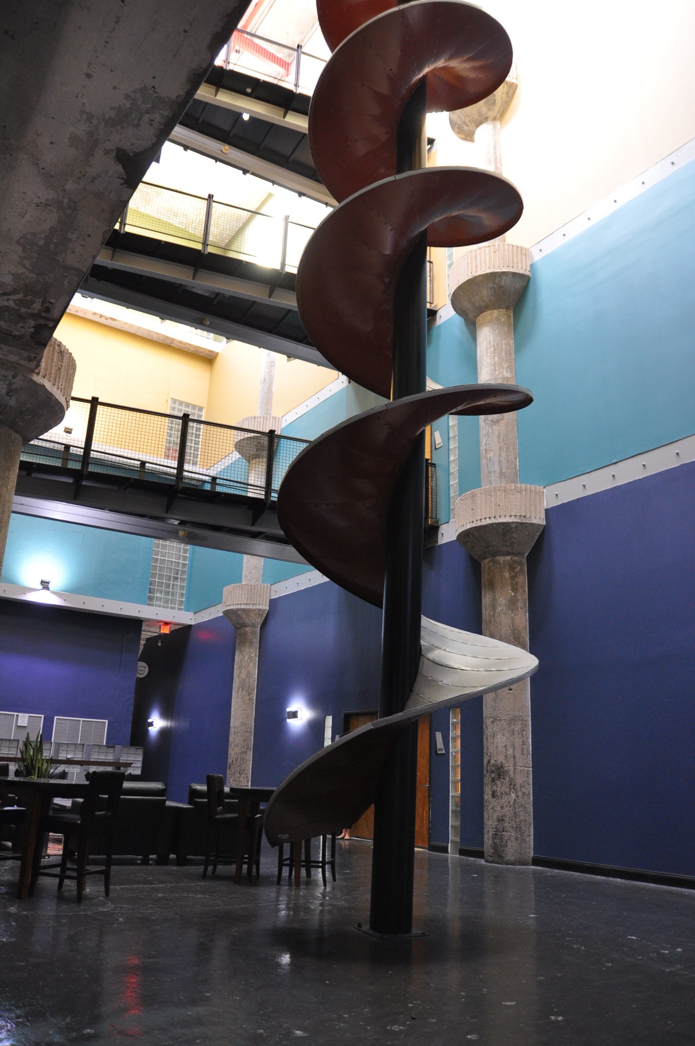 Locations Hub - Adam Hats Lofts #101